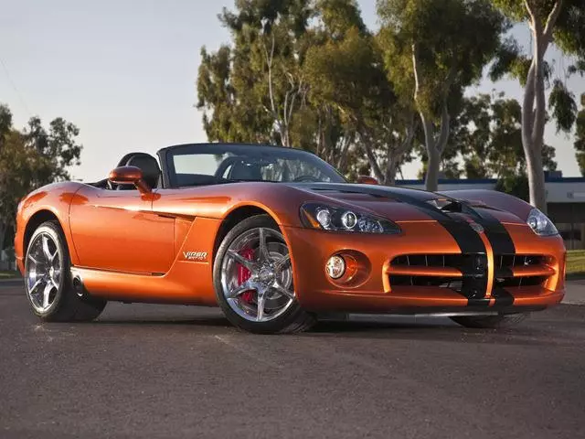 Apa Sampeyan Ngerti McLaren Mbantu Ngembangake V10 Dodge Viper 2008? 42634_2