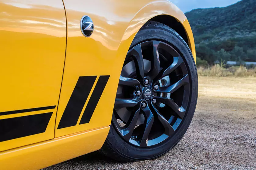 2013-2019 Nissan 370Z Coupe Wheel