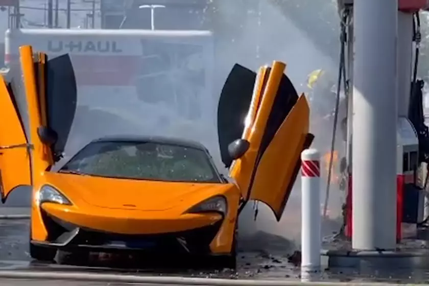 McLaren 570S brûlée après avoir explosé dans une station-service 42779_6