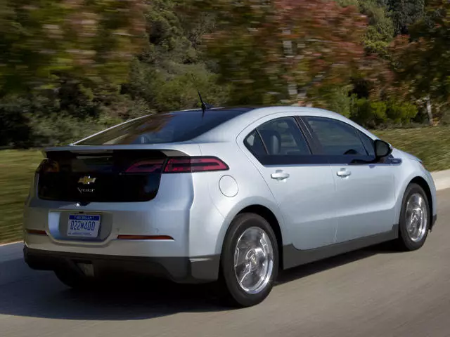 ¿Se venderán 10,000 Chevy Volts en los EE. UU. para fin de año? 42984_2