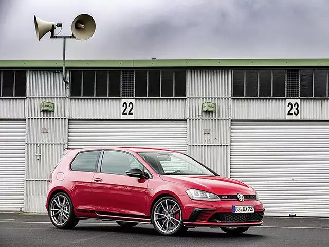 Gidugmok Lang sa Volkswagen ang Rekord sa Nurburgring sa Honda Civic Type R 43066_6