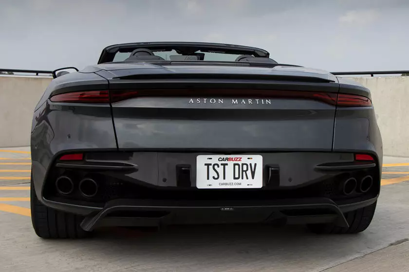 10 ga-ahụrịrị atụmatụ nke Aston Martin DBS Superleggera Volante 4307_4