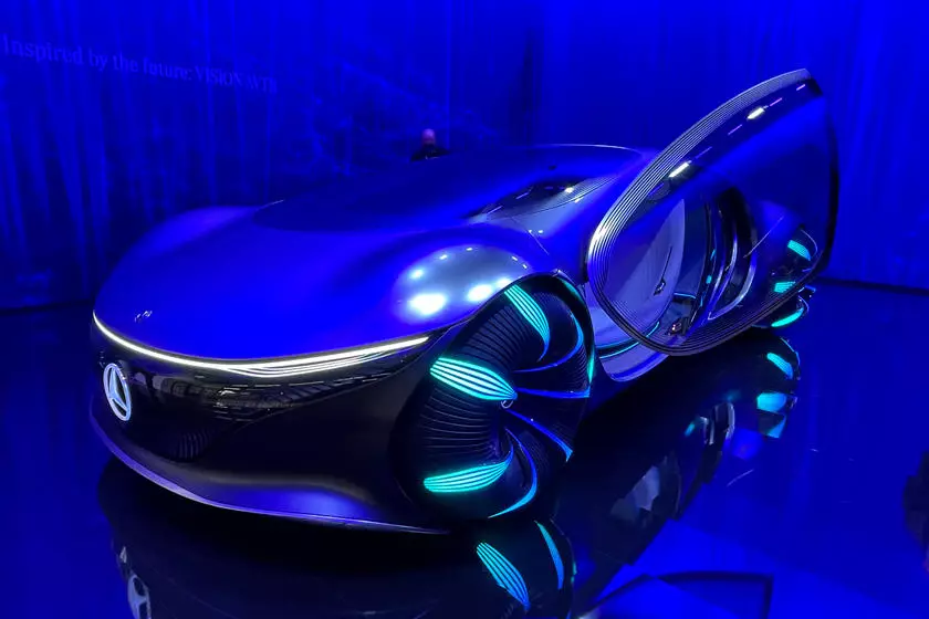 Questo concept futuristico Mercedes può leggere la tua mente 43107_11