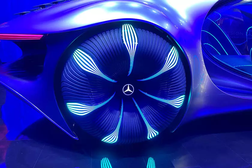 Questo concept futuristico Mercedes può leggere la tua mente 43107_4