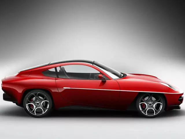 Toer Superleggera na debuut 21st Century Alfa Romeo Disco Volante 43194_2