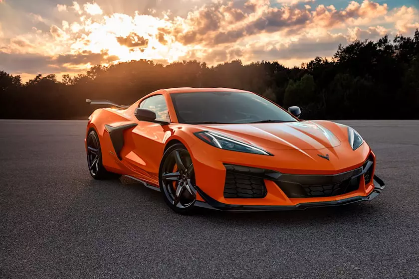 2023 Chevrolet Corvette Z06 Coupe Front Angle View