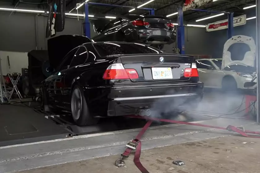 د 21 کلونو وروسته E46 BMW M3 څومره ځواکمن دی؟ 43251_2