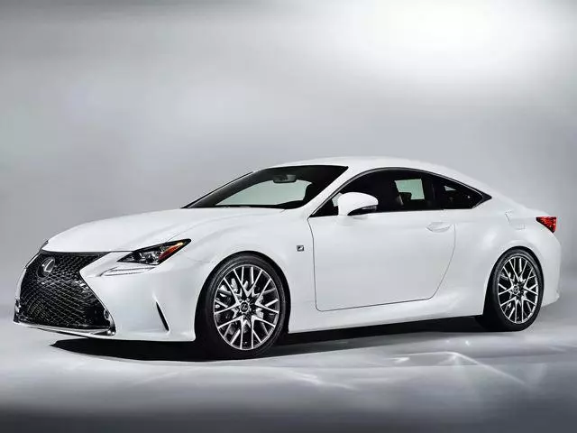 Lexus prezanton RC 350 F Sport përpara zbulimit në Gjenevë 43295_1