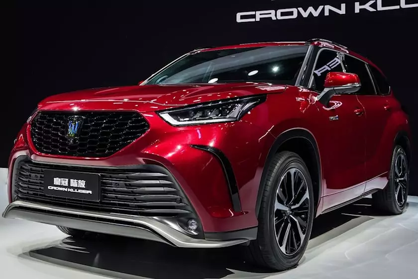 New Toyota Crown Crossover Kutsiva Iyo Avalon? 4337_4