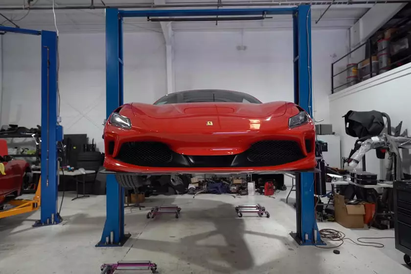 O le Ferrari F8 Tributo Fou fou na fa'aatoaina i le taimi o le lisi muamua 43580_6