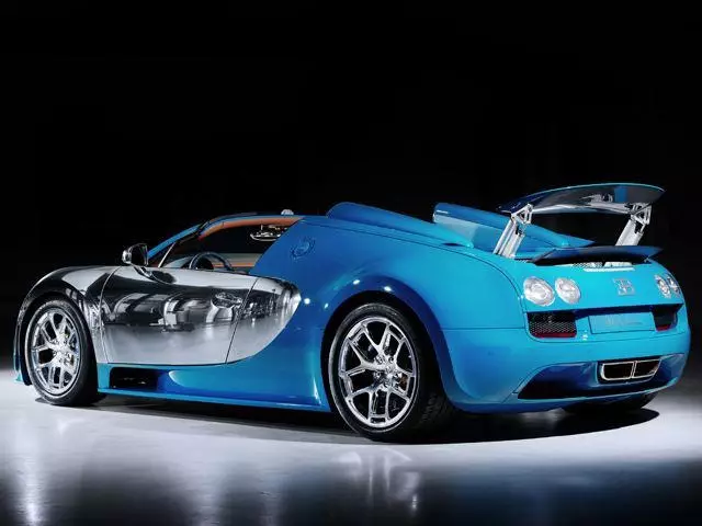 Один из самых красивых и эксклюзивных Bugatti когда-либо появлялся на рынке 43584_2