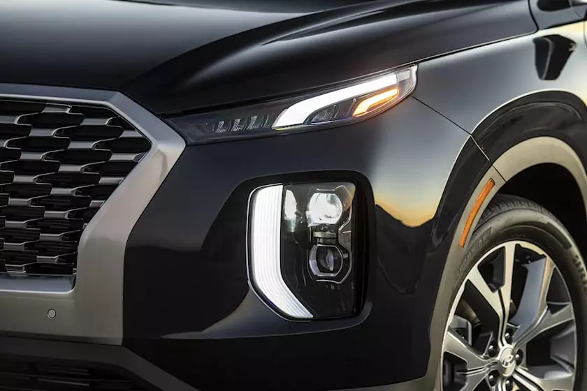 2020-2022 Hyundai Palisade Maldekstra Headlight Ŝaltita