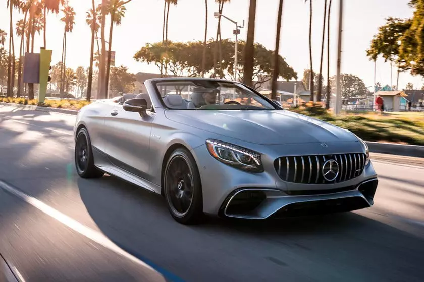 BMW M8 Vs Mercedes S63: හොඳම සුඛෝපභෝගී ධජය කුමක්ද? 43636_6