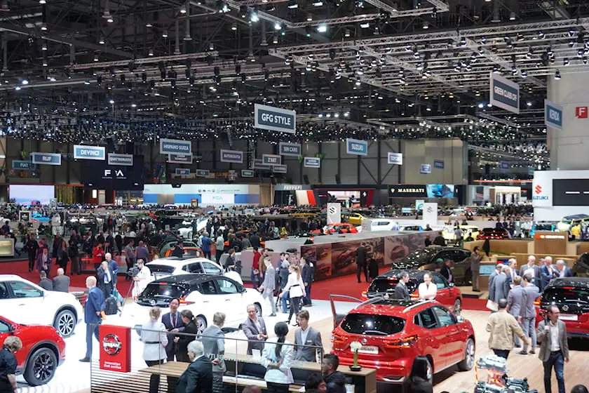 D'Genfer Motor Show ass zréck fir 2023 4363_5