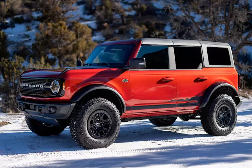 All-Female Ford Bronco Build e Tla ho SEMA 4367_1