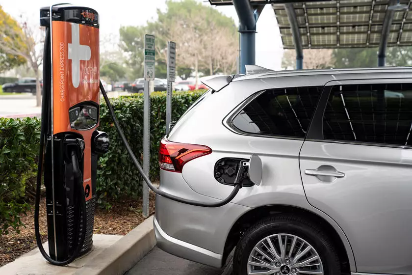 2019-2020 Mitsubishi Outlander PHEV Charge Port