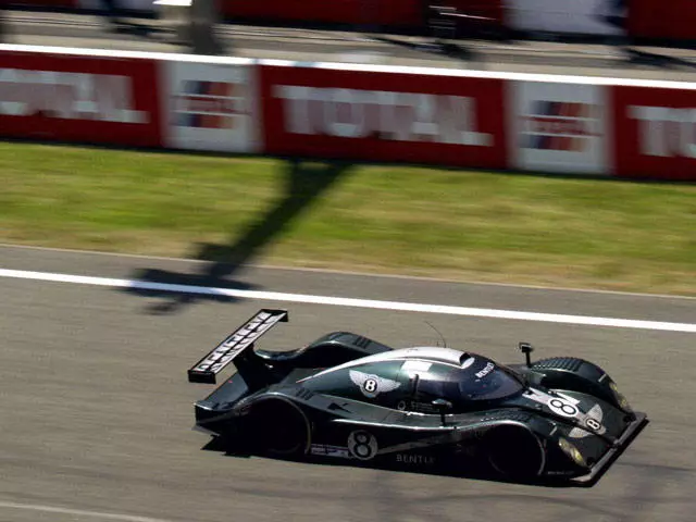 Bentley Hadda Ka Tixgalinaya LMP1 Gaari 43815_2