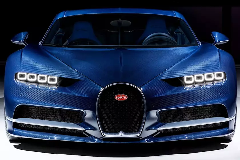 2017-2022 Bugatti Chiron Coupe Преден поглед