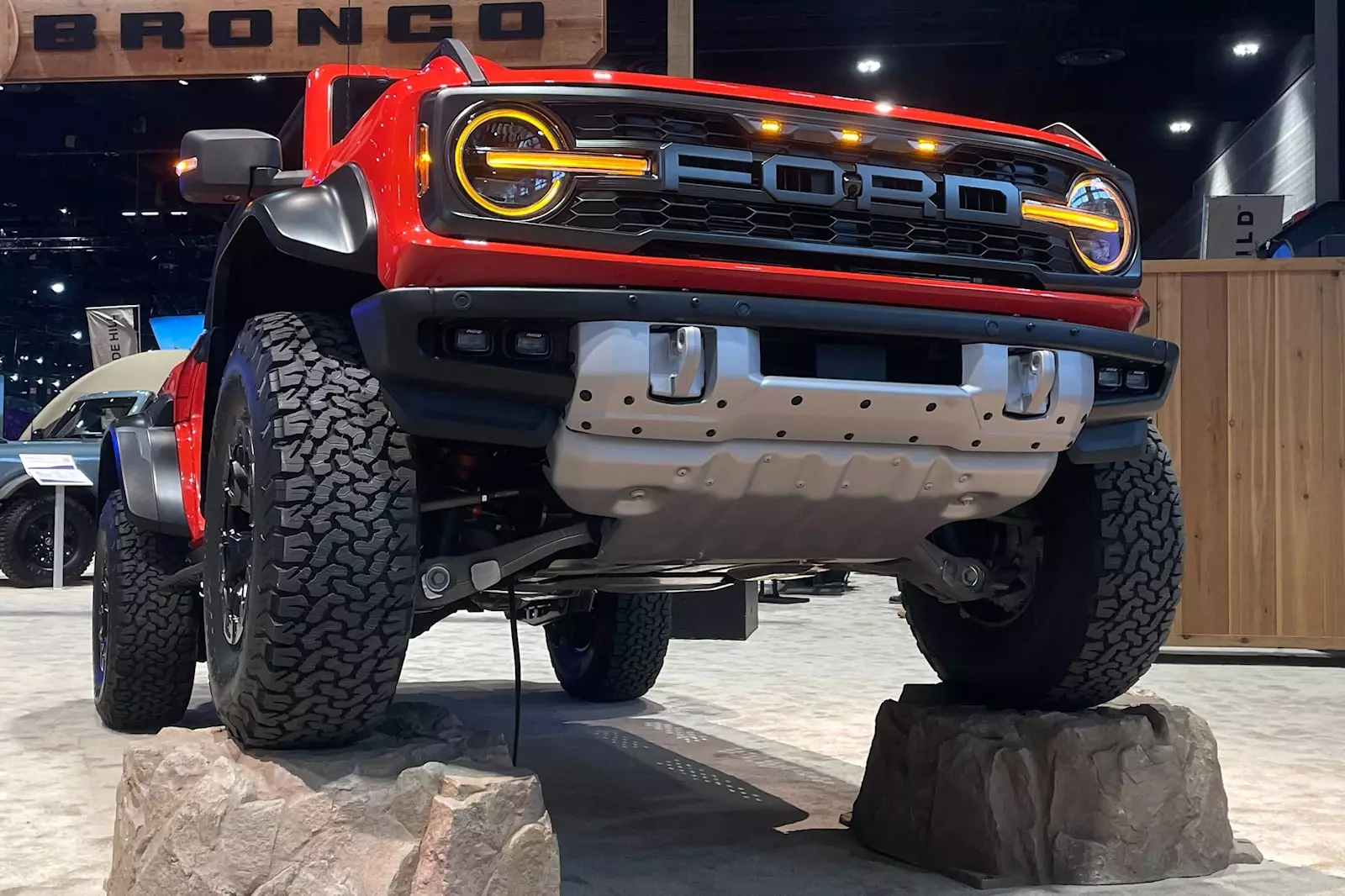 2022 Ford Bronco Raptor 400 ot kuchiga ega