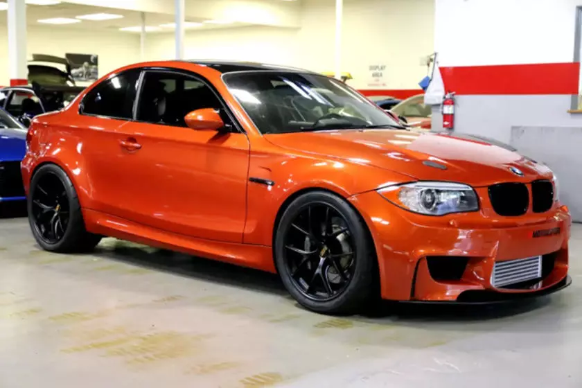 ສົມບັດປະຈໍາອາທິດ: BMW 1 Series M Coupe 43863_1