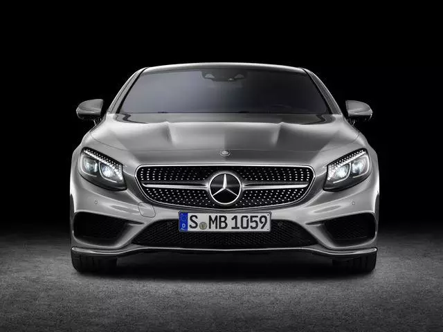 S-Class Coupe е готово да отиде топлес, но иска да се движи бавно 43913_2