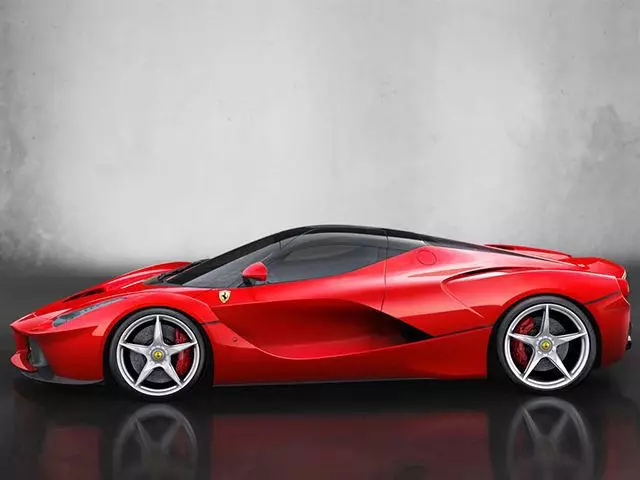 ስለ Ferrari LaFerrari ብዙ ሰዎች የማያውቁት እነዚህ ናቸው። 43966_4