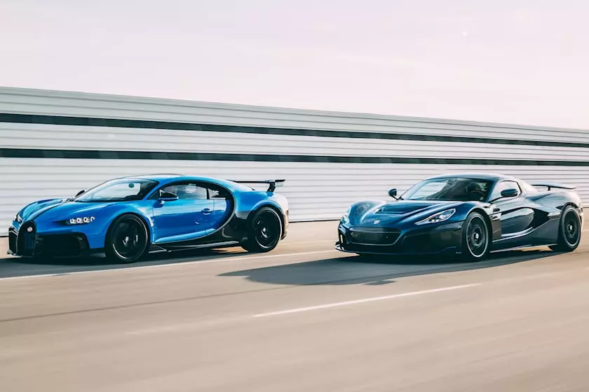 Taquiné: les hypercars Bugatti Rimac de nouvelle génération cachées à la vue de tous 4401_3