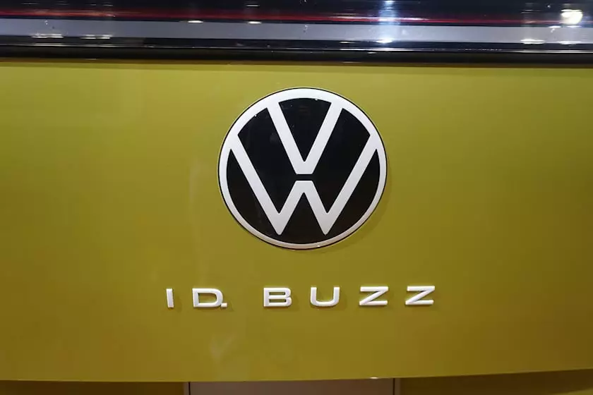 Mireu quant de temps triga a crear el VW ID. Buzz des de zero 440884_2