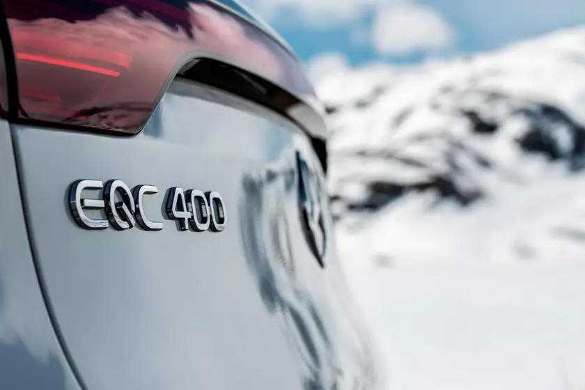 Đánh giá ổ đĩa đầu tiên Mercedes-Benz EQC 2020: Tia lửa sáng 441170_11