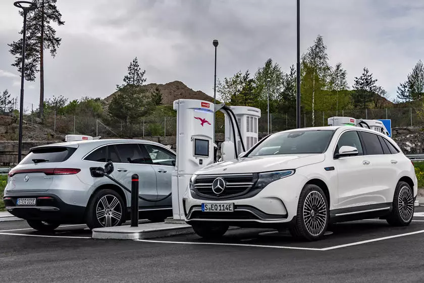 2020 Mercedes-Benz EQC First Drive Review: Bright Spark 441170_9