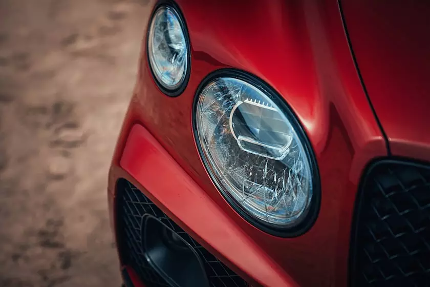 2022 Bentley Bentayga S Headlights