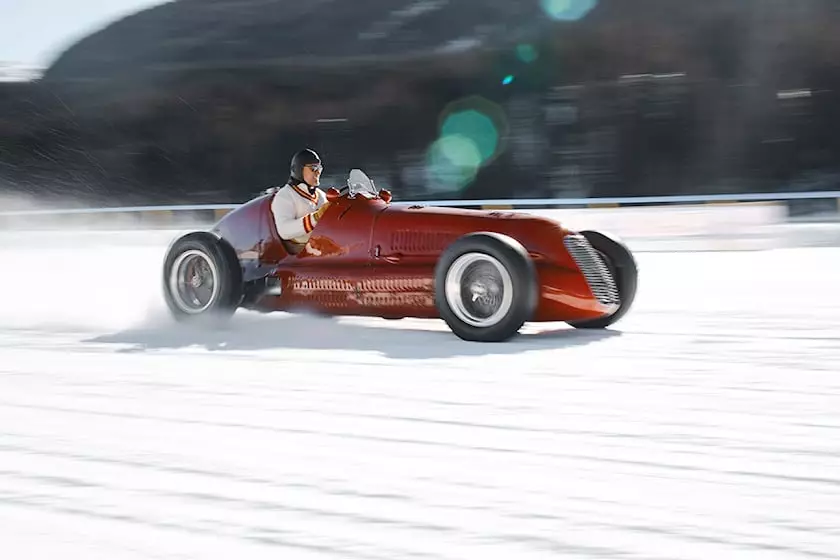 Million Dollar Classics Go Drifting On Ice കാണുക 4415_14