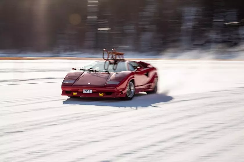 Million Dollar Classics Go Drifting On Ice കാണുക 4415_9