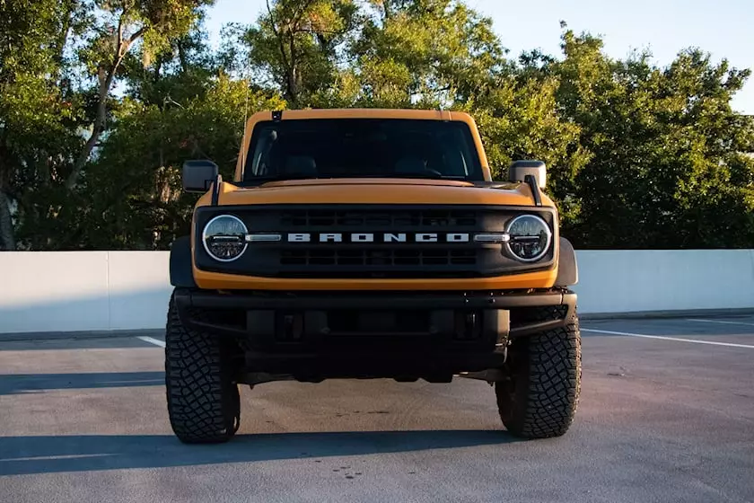2021-2022 Ford Bronco Front View