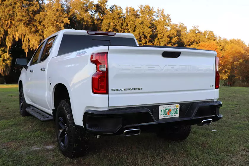 O Chevrolet Silverado está sendo abatido por Ram 44376_5