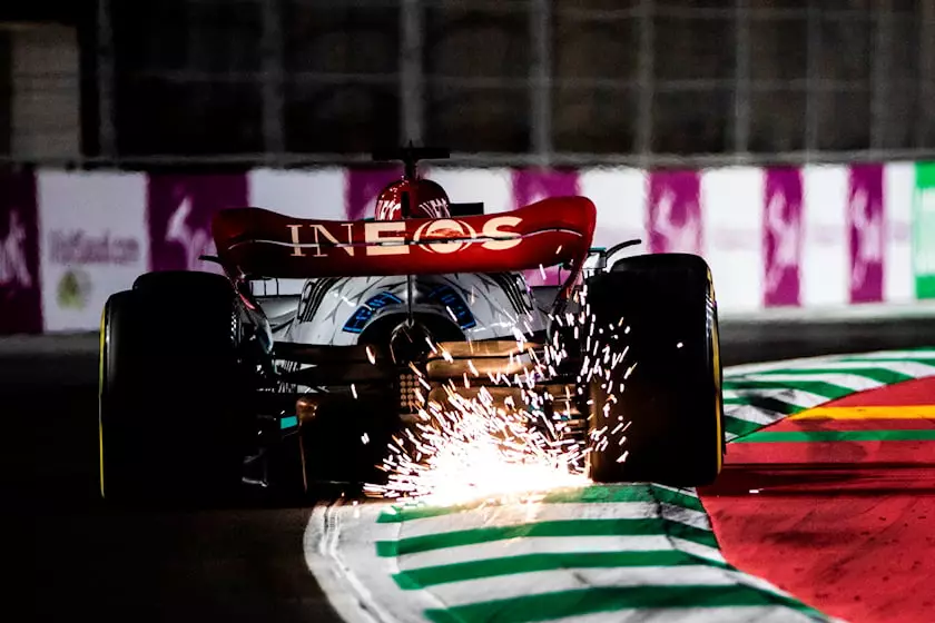 Għaliex il-Mercedes F1 Qed Tiġġieled Biex Tniżżel Podju Fl-2022 4448_8