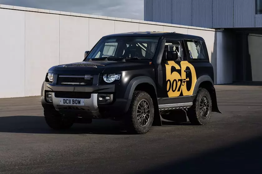 Land Rover celebra 60 años de James Bond con Special Defender Rally Car 4455_1