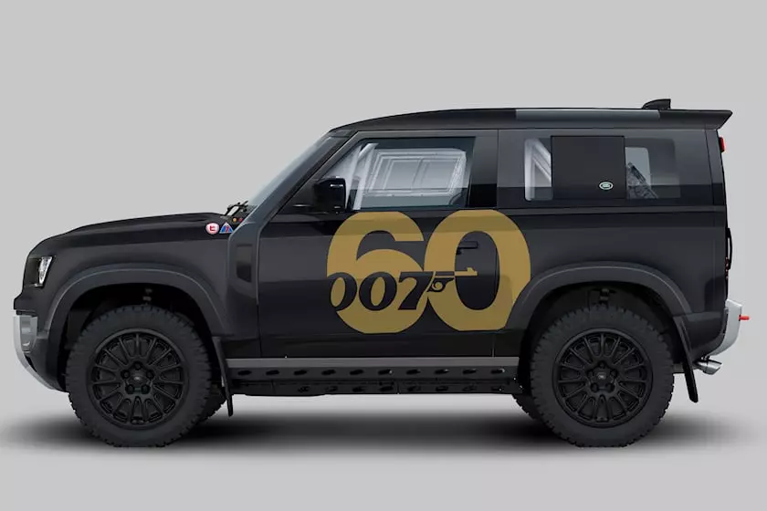 Land Rover-ը նշում է Ջեյմս Բոնդի 60-ամյակը հատուկ Defender Rally Car-ով 4455_7