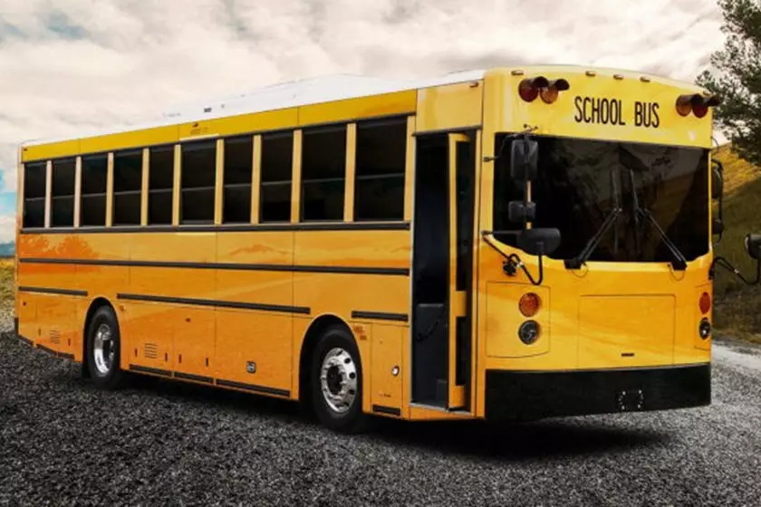 جميع الحافلات المدرسية الكهربائية تسمى 44782_4