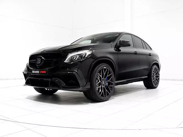 Този SUV със 700 конски сили от Brabus ли е най-лудото нещо на пътя? 44792_3