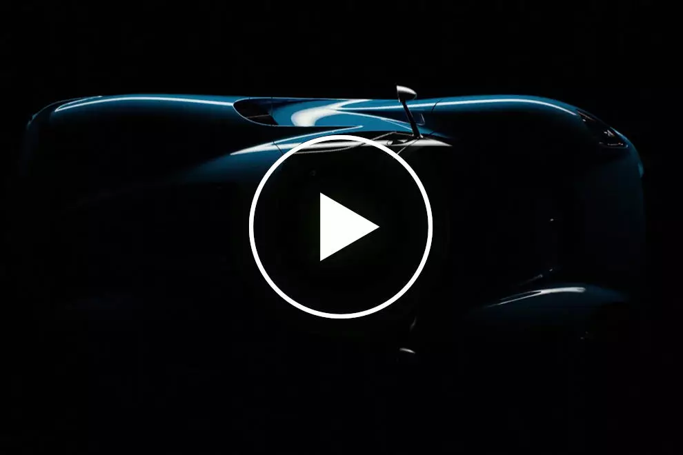 شاندار 700-HP De Tomaso P72 Gears Up Production لاءِ