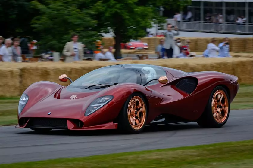 అద్భుతమైన 700-HP De Tomaso P72 ఉత్పత్తి కోసం గేర్స్ అప్ 4484_7