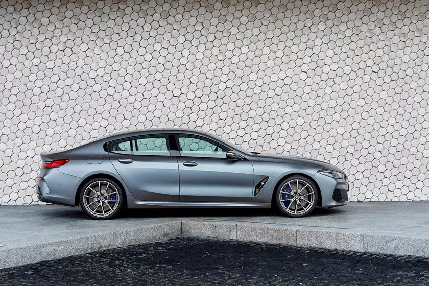 BMW serii 8 Gran Coupe uwolnione z mocą 523 koni mechanicznych 44931_12