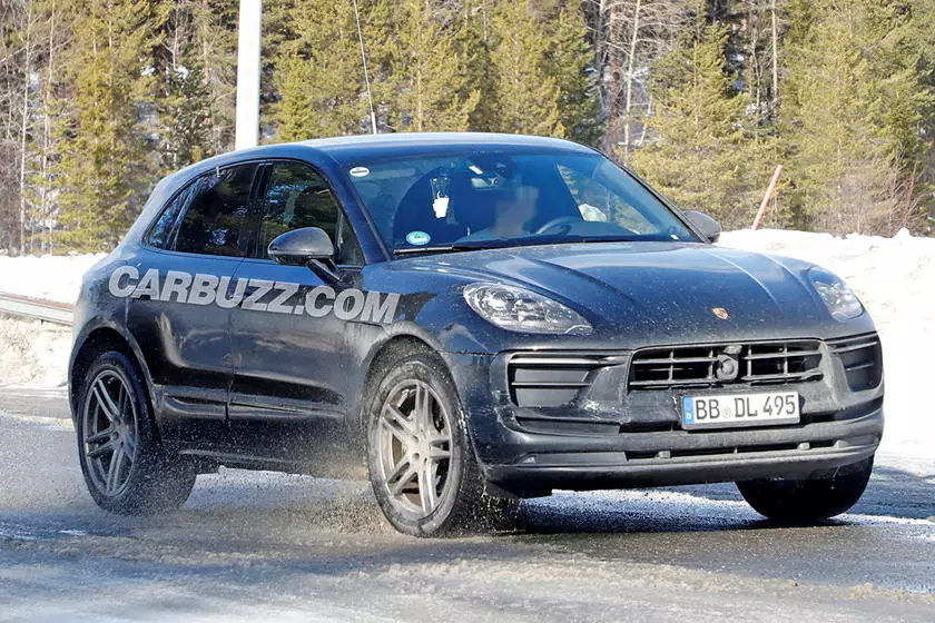 Porsche Macan Turbo өлдү 45048_1