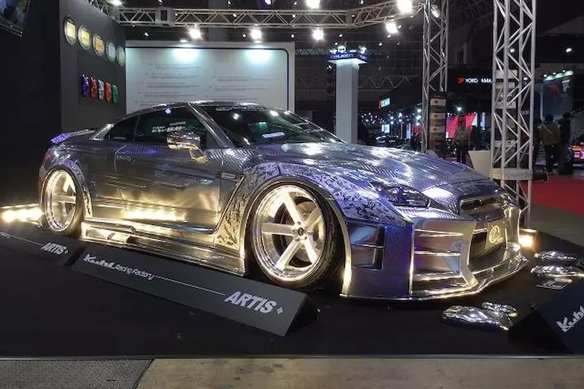 Nissan GT-R ਟੋਕੀਓ ਲਈ ਵਿਸ਼ੇਸ਼ ਕੱਪੜੇ ਲੈ ਰਹੀ ਹੈ 45171_7