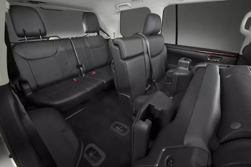 2013–2015 Lexus LX 570 dreireihige dritte Sitzreihe