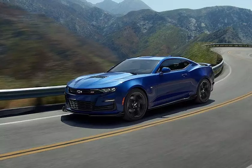 Chevrolet Camaro Coupé 2019-2022 Vue latérale Conduite