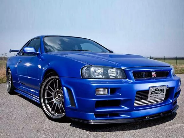 Paul Walkerin R34 GT-R:n ostaminen huutokaupassa vaatii tonnin käteistä 45420_1