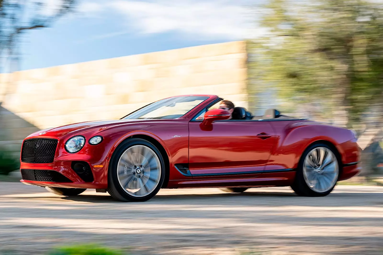 Zotsatira za Bentley za 2021 Zaposa Phenomenal