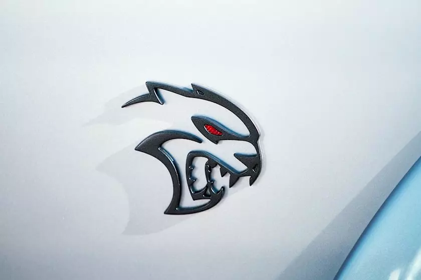 2019-2022 Dodge Challenger SRT Hellcat ලාංඡනය